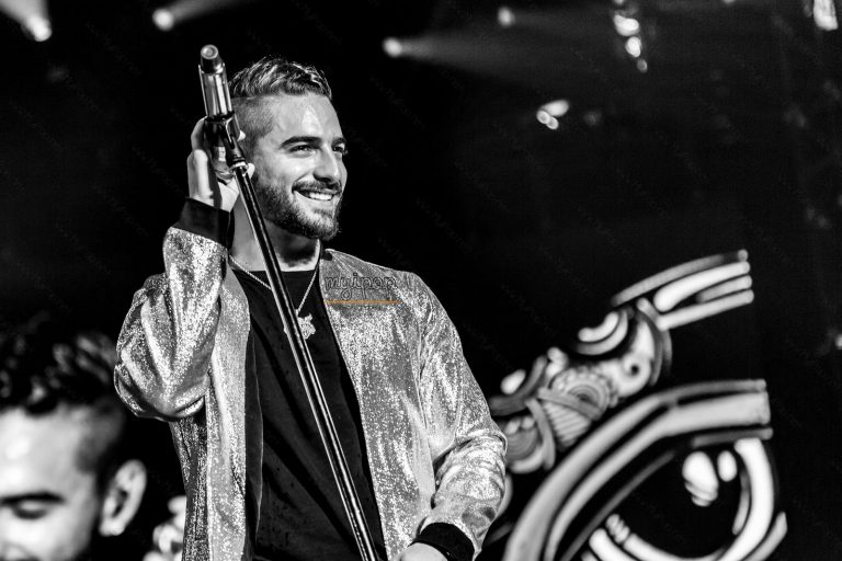 Maluma consigue el disco de platino con su exitoso 'Hawai' - MyiPop