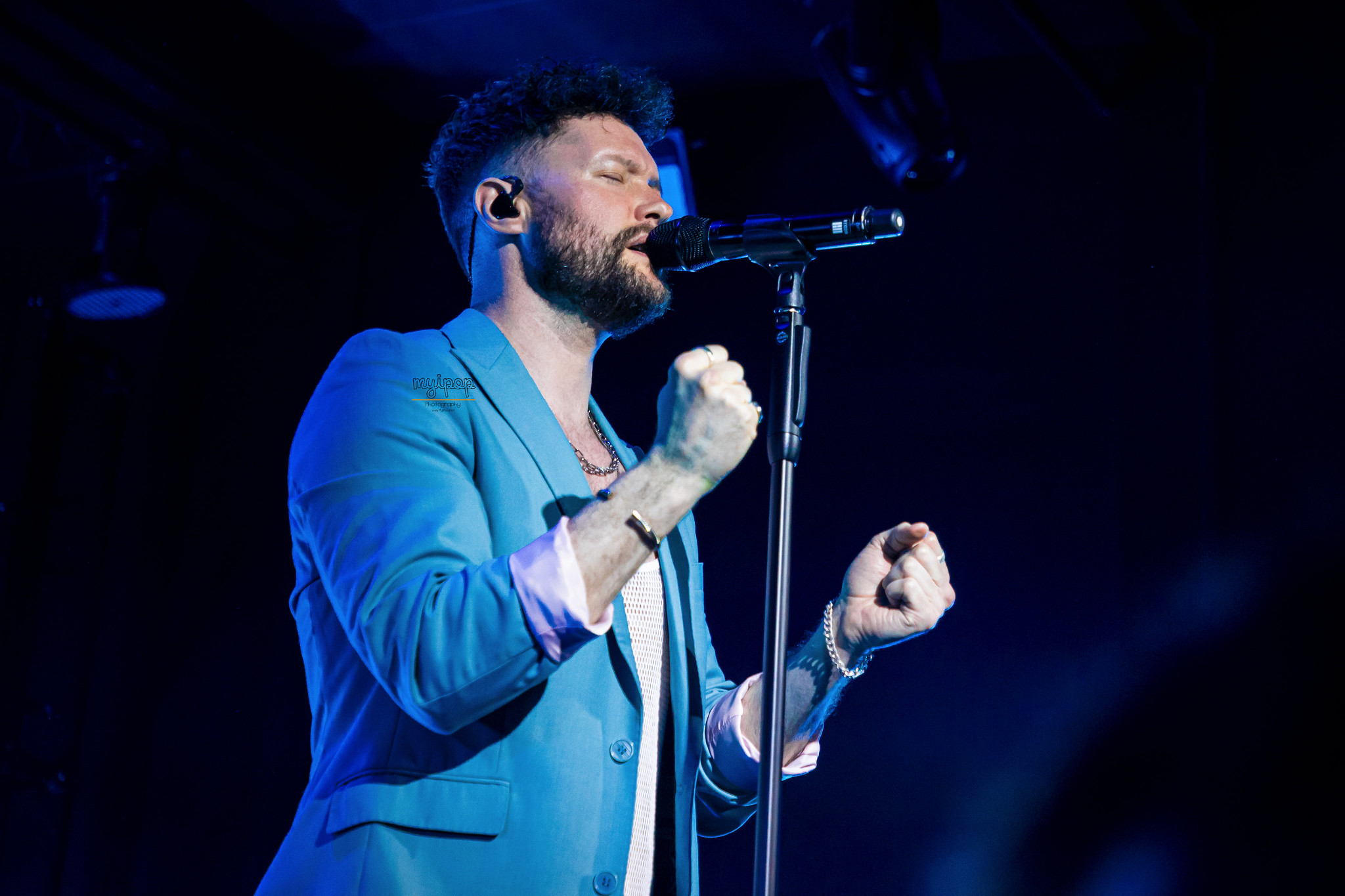 Calum Scott emociona a Madrid con su directo - MyiPop
